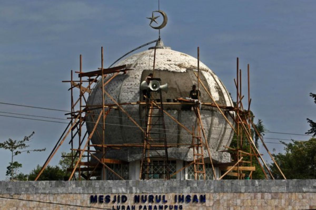 PT Timah bedah enam masjid dan mushollah Bangka Barat - ANTARA News ...