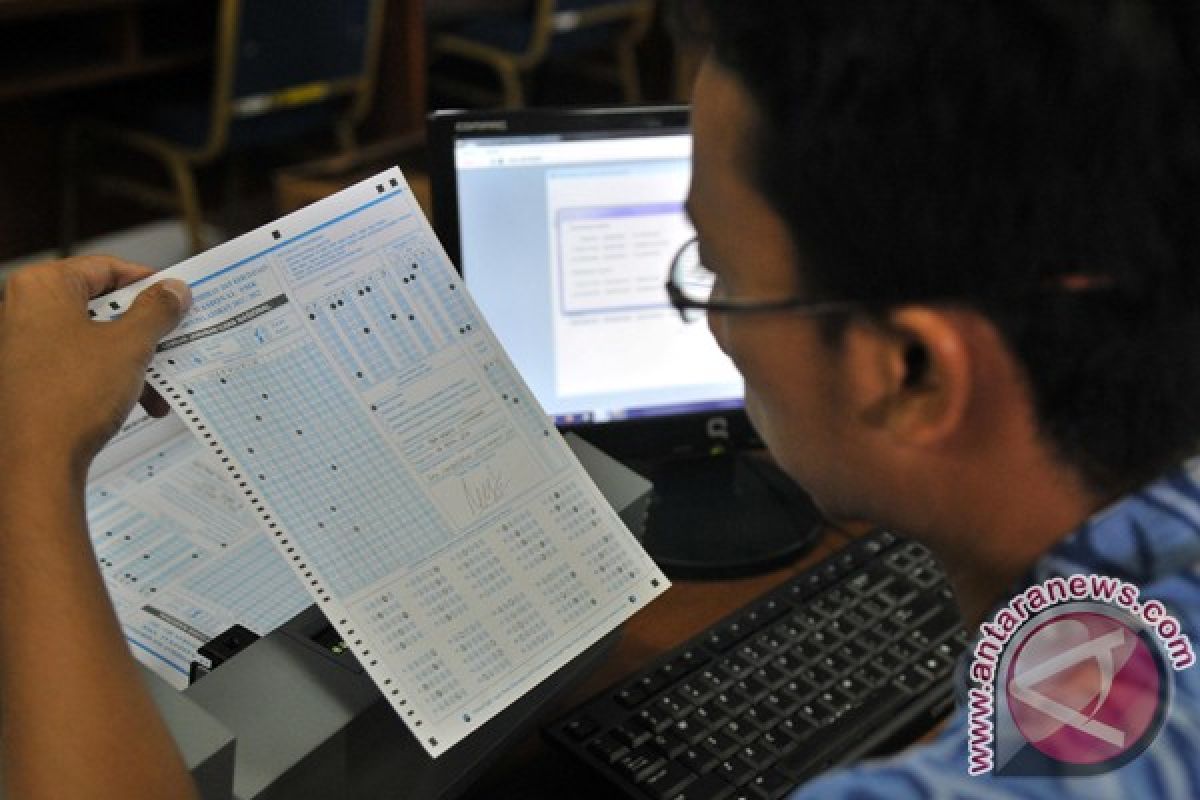 Pengumuman hasil UN SMA Jakarta lewat website - ANTARA News Pengumuman hasil UN SMA Jakarta lewat website - ANTARA News