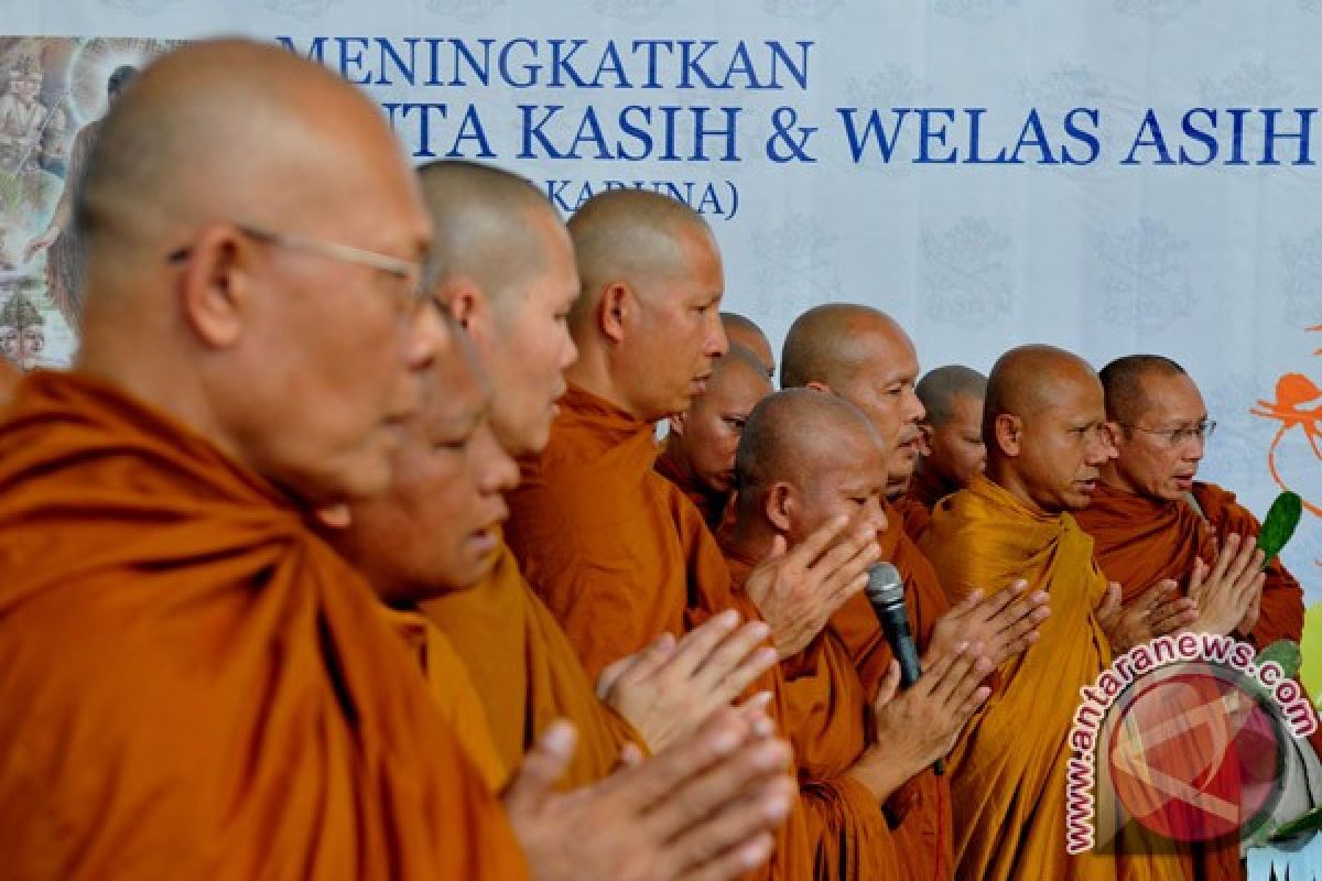 Api Dharma Waisak - ANTARA News