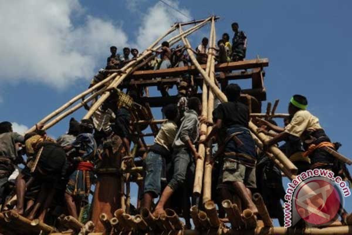 Rumah Adat Sumba - ANTARA News