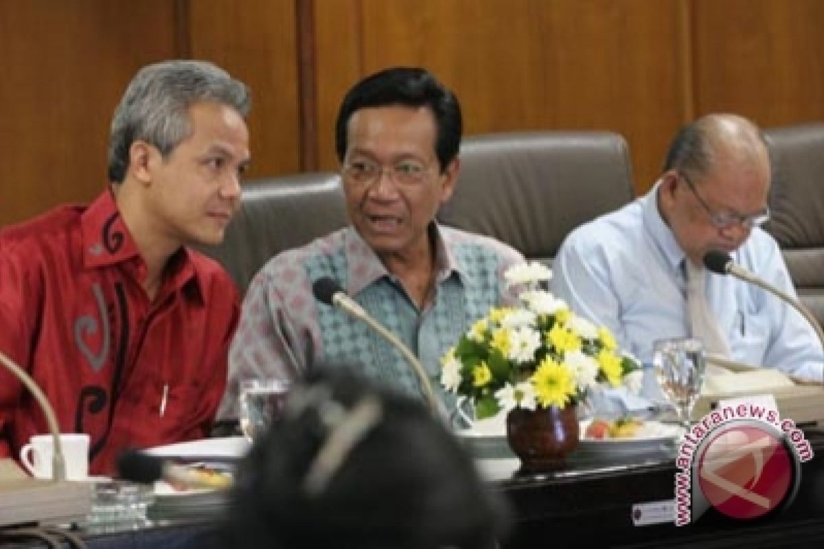 Komisi II sinkronkan RUUK DIY dengan DPRD - ANTARA News Yogyakarta ...