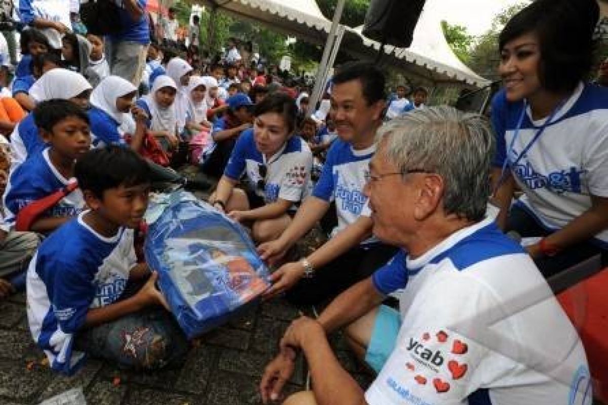 TBIG Selesaikan Akuisisi 2.500 Menara Indosat - ANTARA News Banten