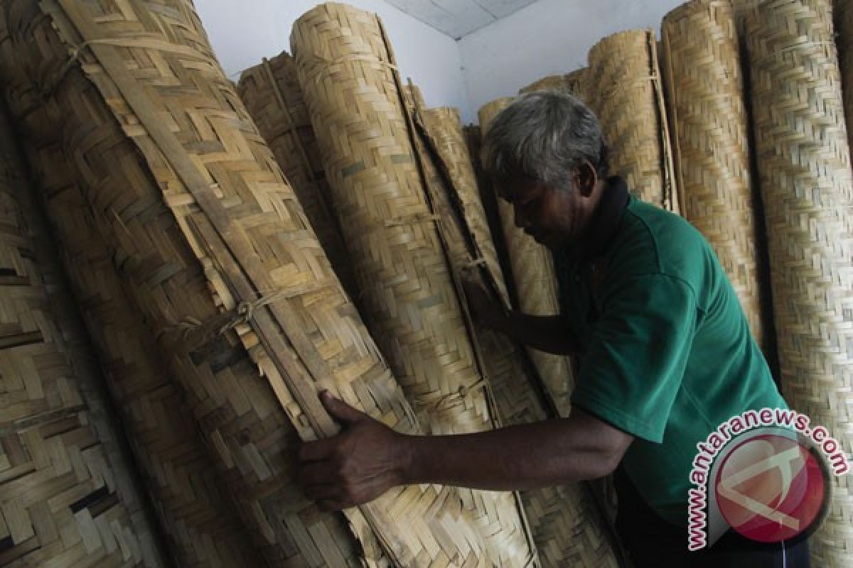 Anyaman Bambu - ANTARA News