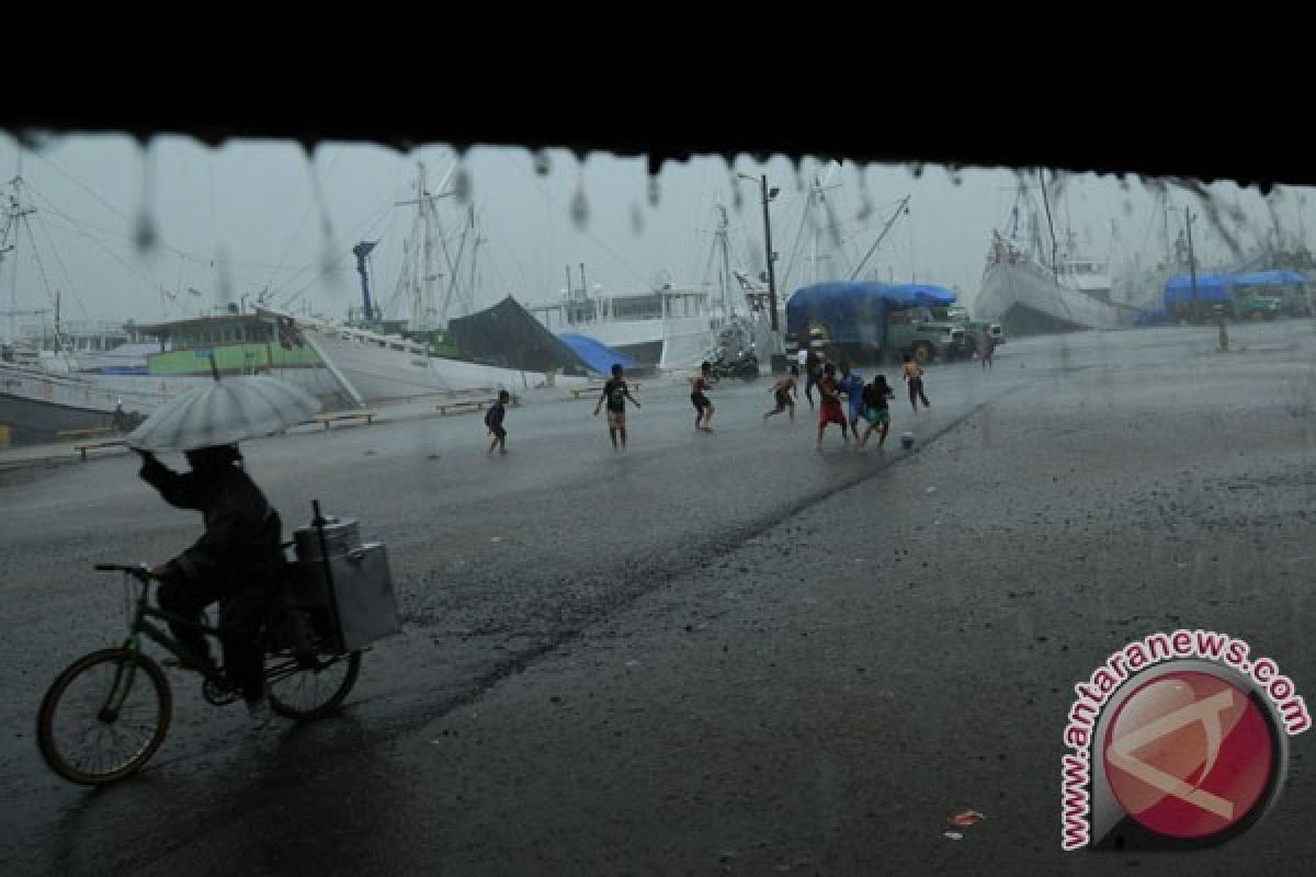 Pelabuhan Paotere - ANTARA News