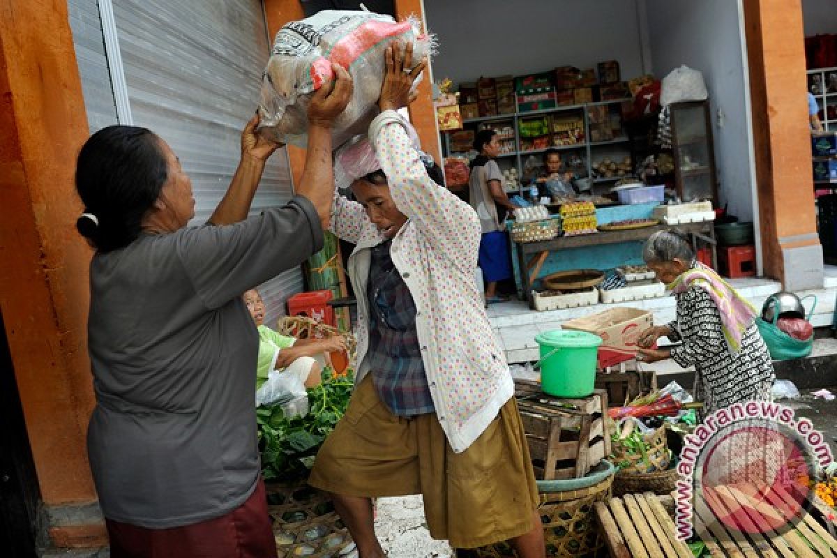 Buruh Angkut - ANTARA News