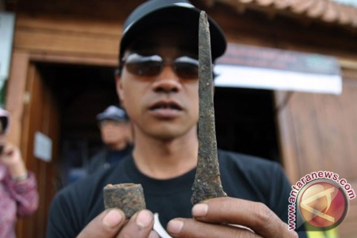 Penemuan Benda Sejarah - ANTARA News