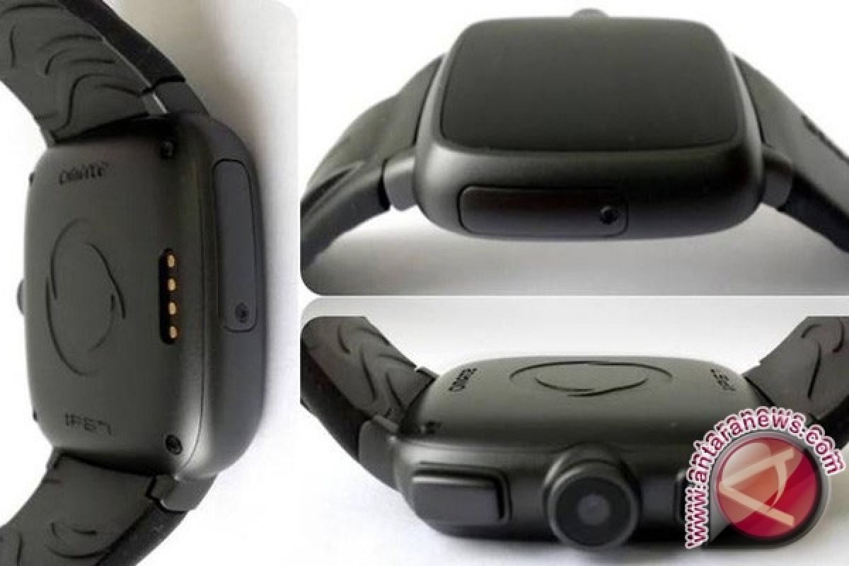Omate TrueSmart, Jam Pintar Berkamera 5MP - ANTARA News Kalteng