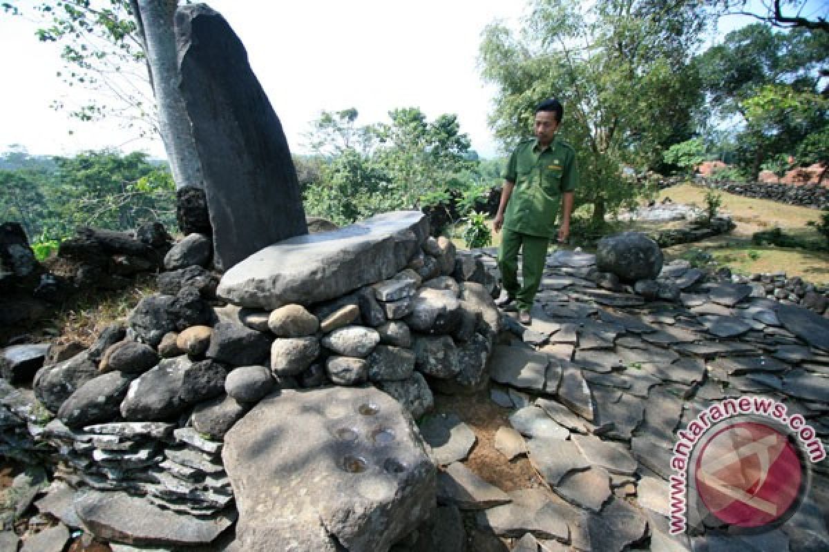 Situs Megalitikum Cipari - ANTARA News