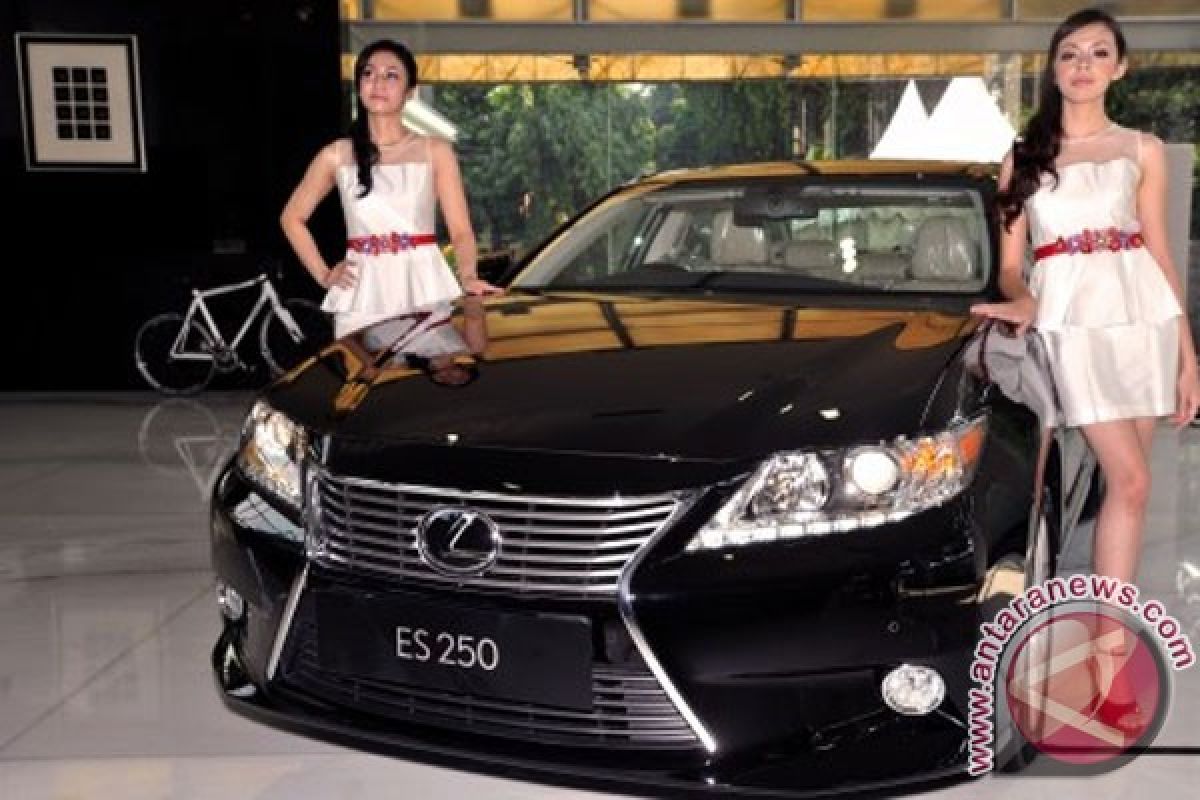 Peluncuran Mobil Lexus E Series - ANTARA News
