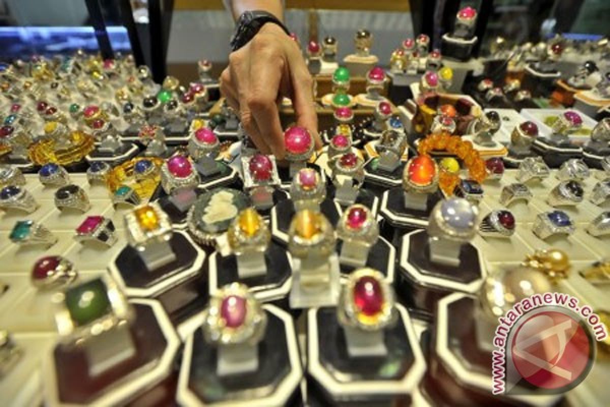 Daya Tarik Batu Mulia Banjarmasin - ANTARA News