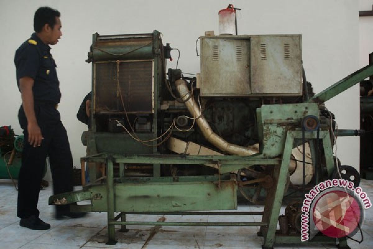 Penyitaan Mesin Produksi Rokok - ANTARA News