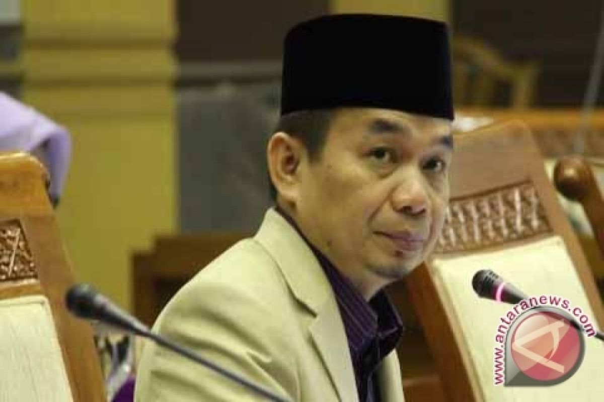 KPK Periksa Politisi PKS Terkait Kasus Akil Mochtar - ANTARA News ... KPK Periksa Politisi PKS Terkait Kasus Akil Mochtar - ANTARA News ...
