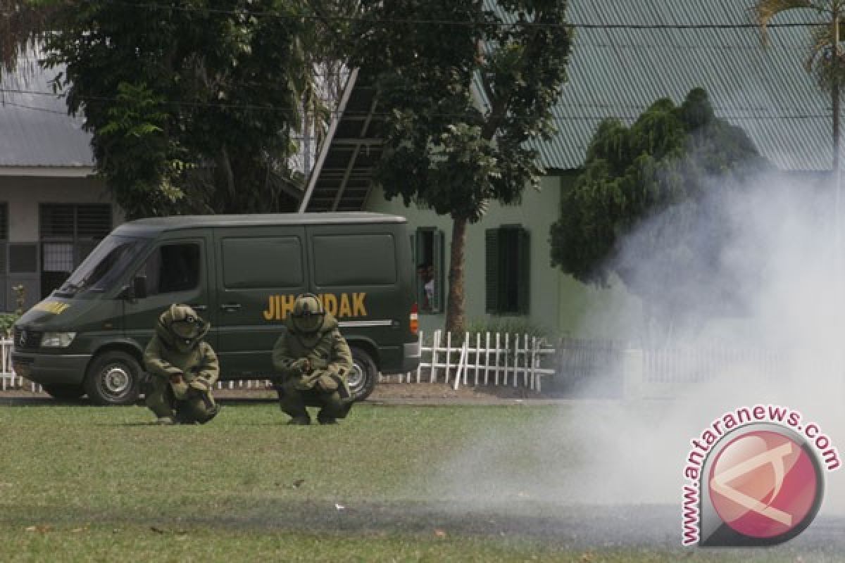 Latihan Jihandak TNI - ANTARA News