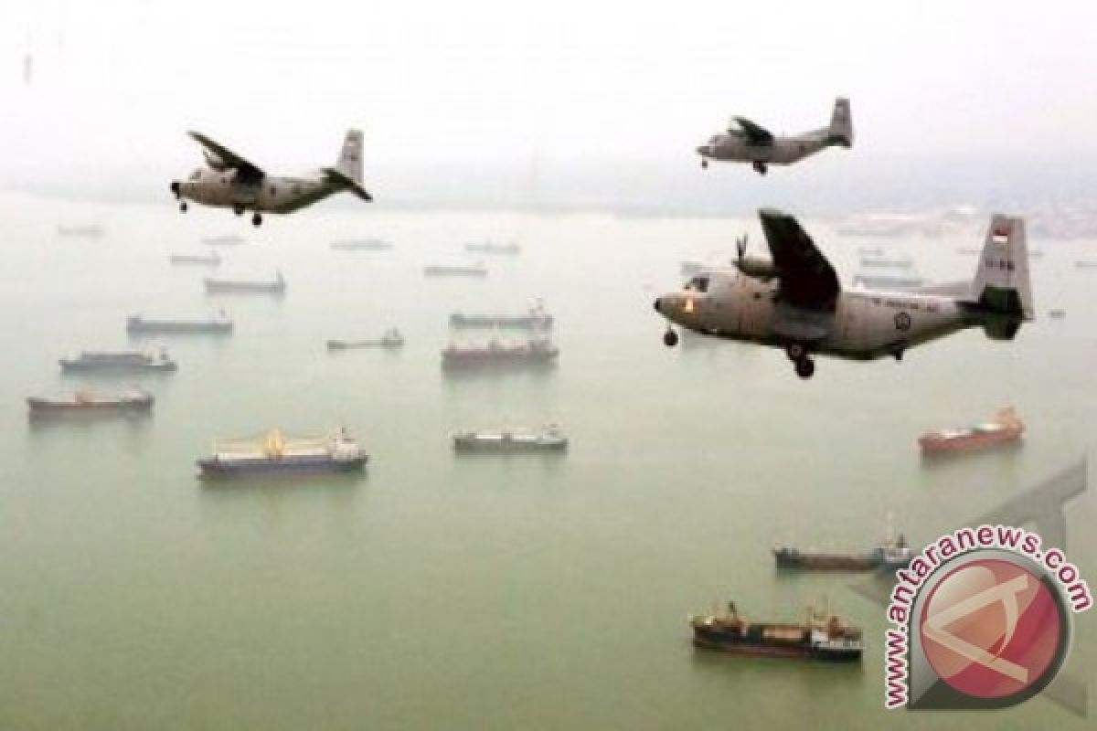 Fly Pass Pesawat TNI AL - ANTARA News Kalimantan Barat