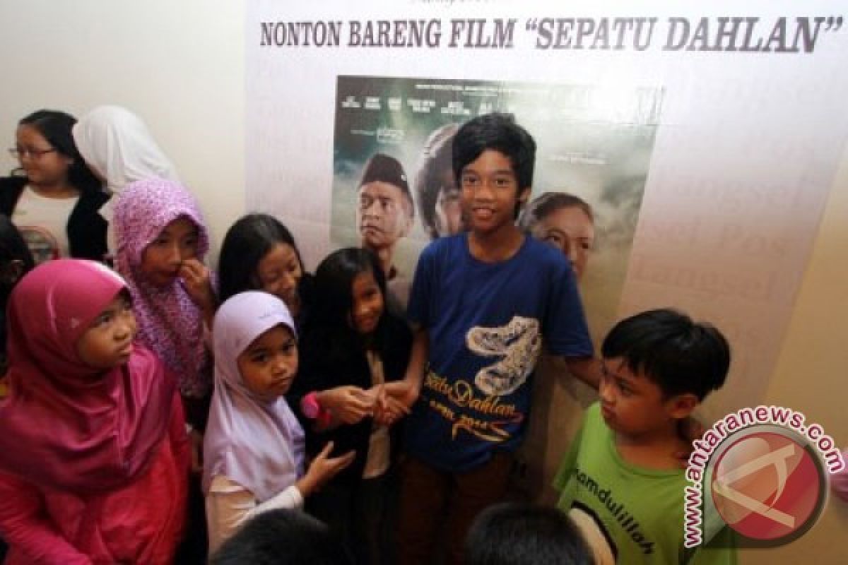 Nobar Film Sepatu Dahlan - ANTARA News