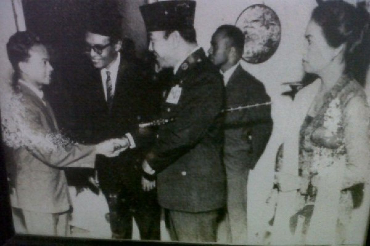 Sosok - Mengenang Basrin Nourbustan, Wartawan Tiga Zaman Dari Kalbar ...