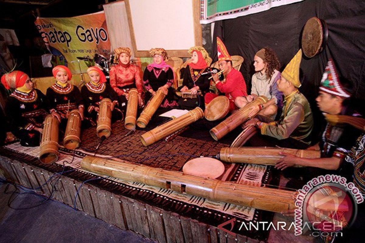 Musik Bambu Suku Gayo - ANTARA News Aceh