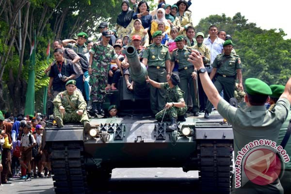Pameran Alutsista TNI - ANTARA News