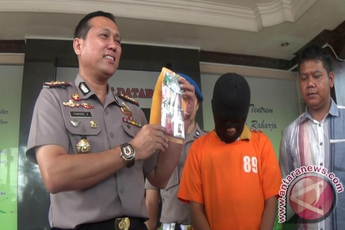 Polisi tangkap oknum pegawai lapas edarkan narkoba - ANTARA News Yogyakarta - Berita Terkini ...