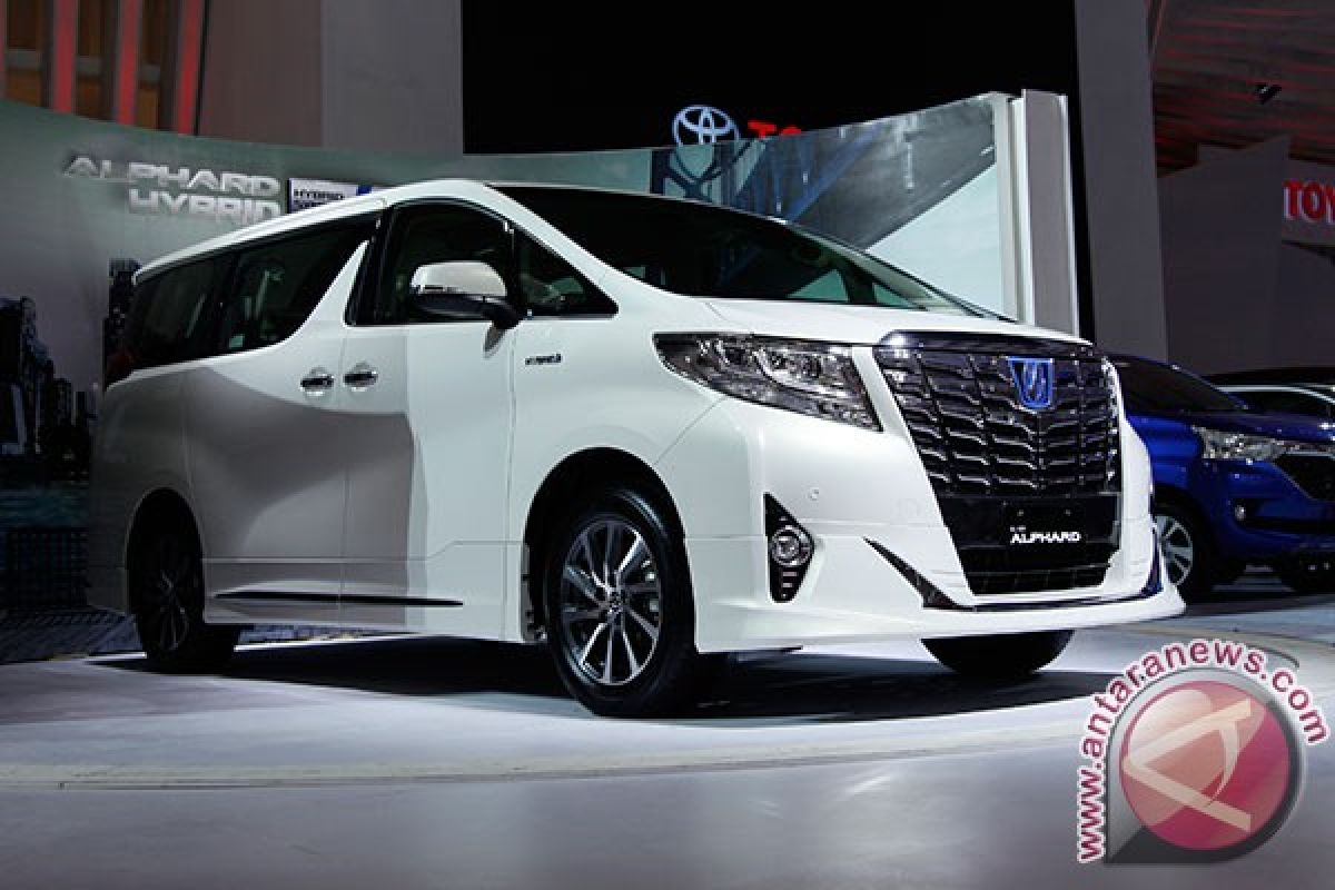 New Alphard Hybrid 4x4 - ANTARA News