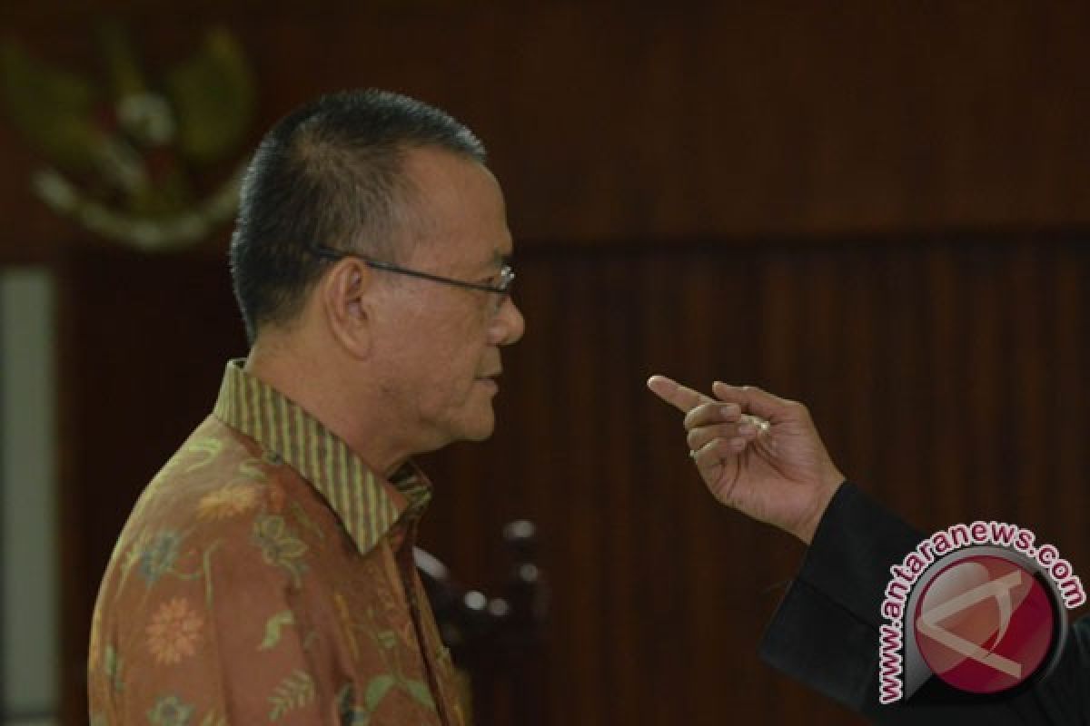 Tuntutan Rizal Abdullah - ANTARA News