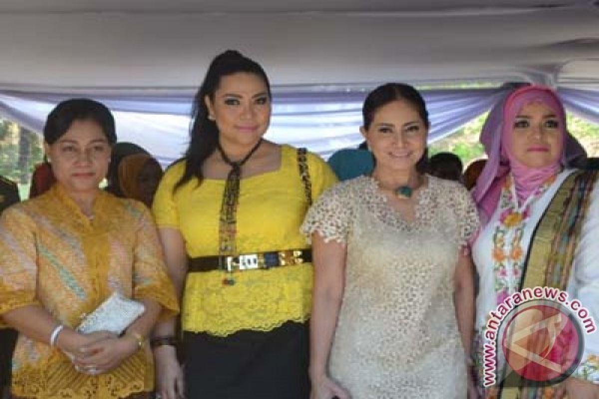 Istri Mantan Gubernur Sultra Bisnis Kecantikan "Agist" - ANTARA News ...