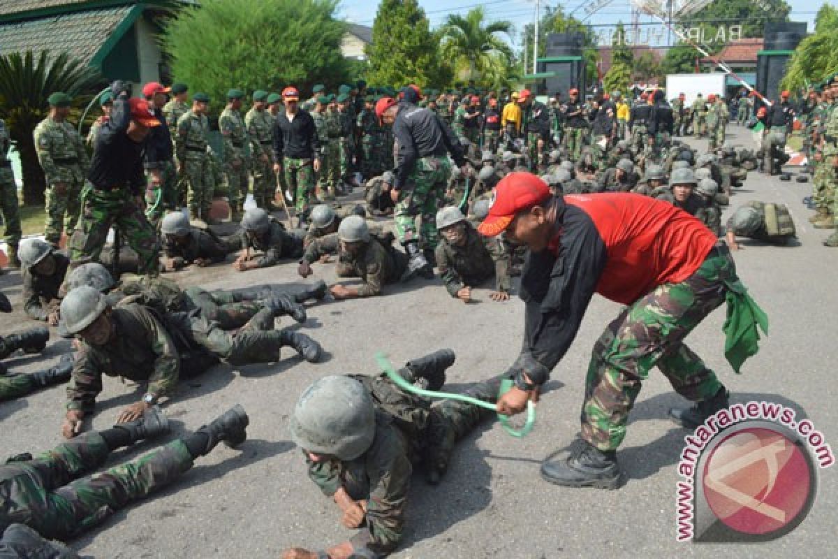 Tradisi Penjemputan Prajurit Raider - ANTARA News