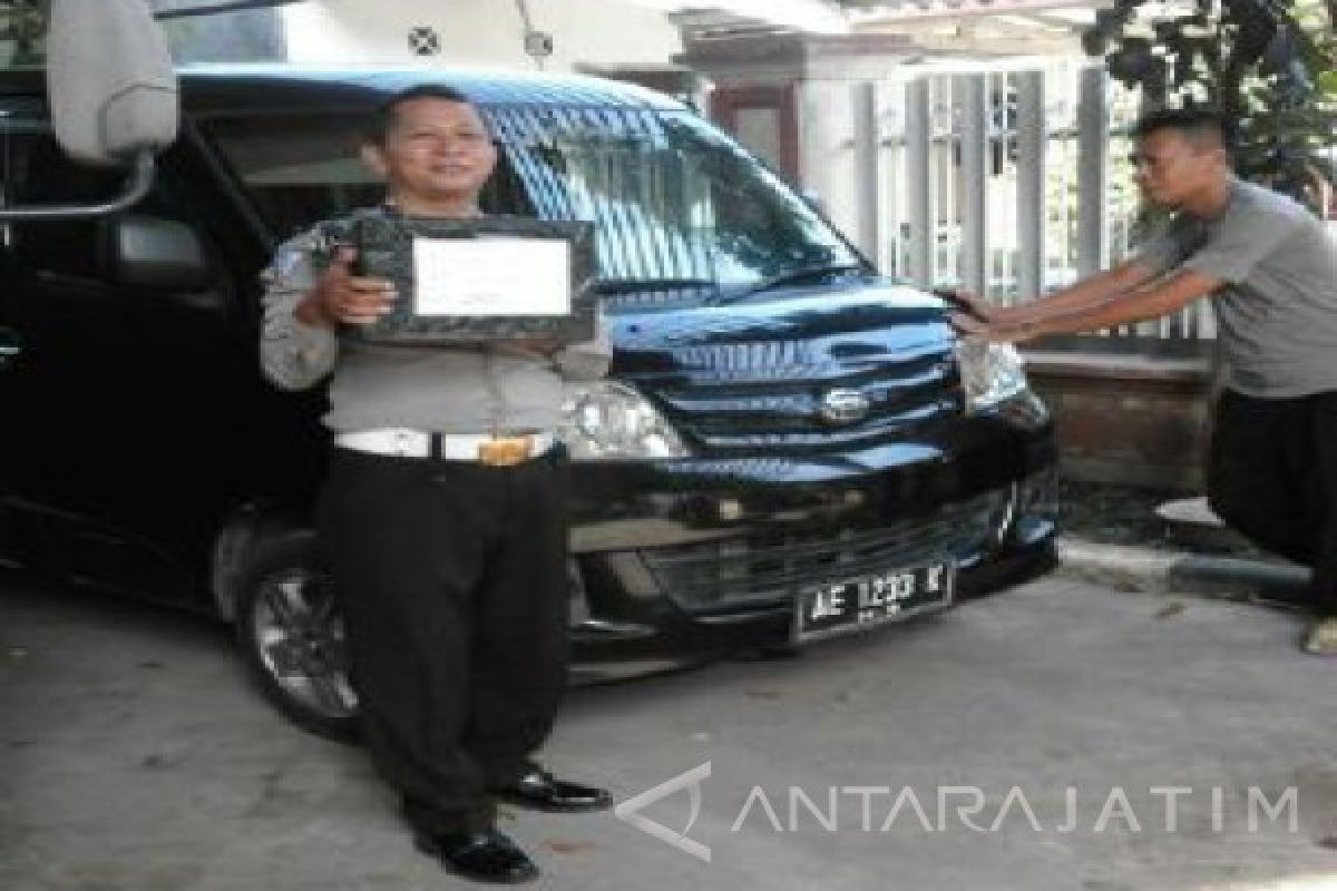 Krisis Material STNK di Polda Jatim Teratasi - ANTARA News Jawa Timur