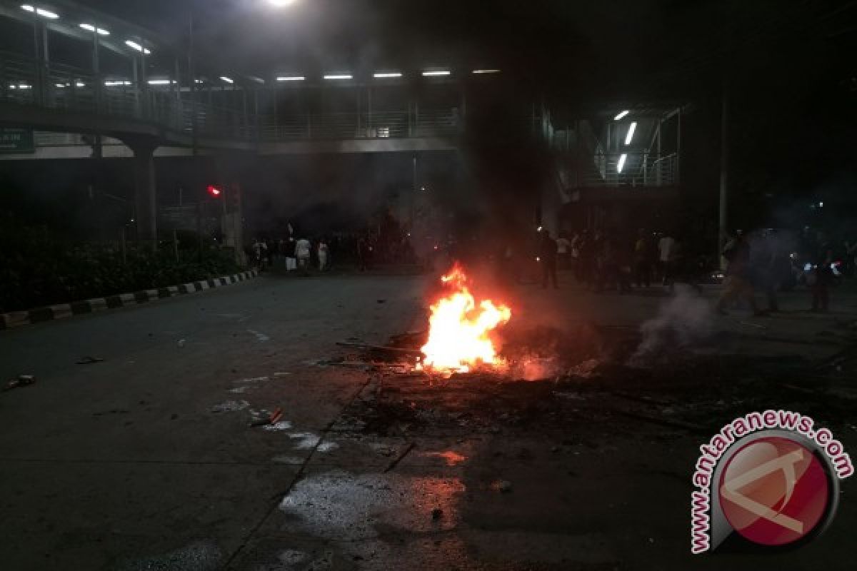 Perusakan terjadi di kawasan Pakin Penjaringan Jakarta Utara - ANTARA News