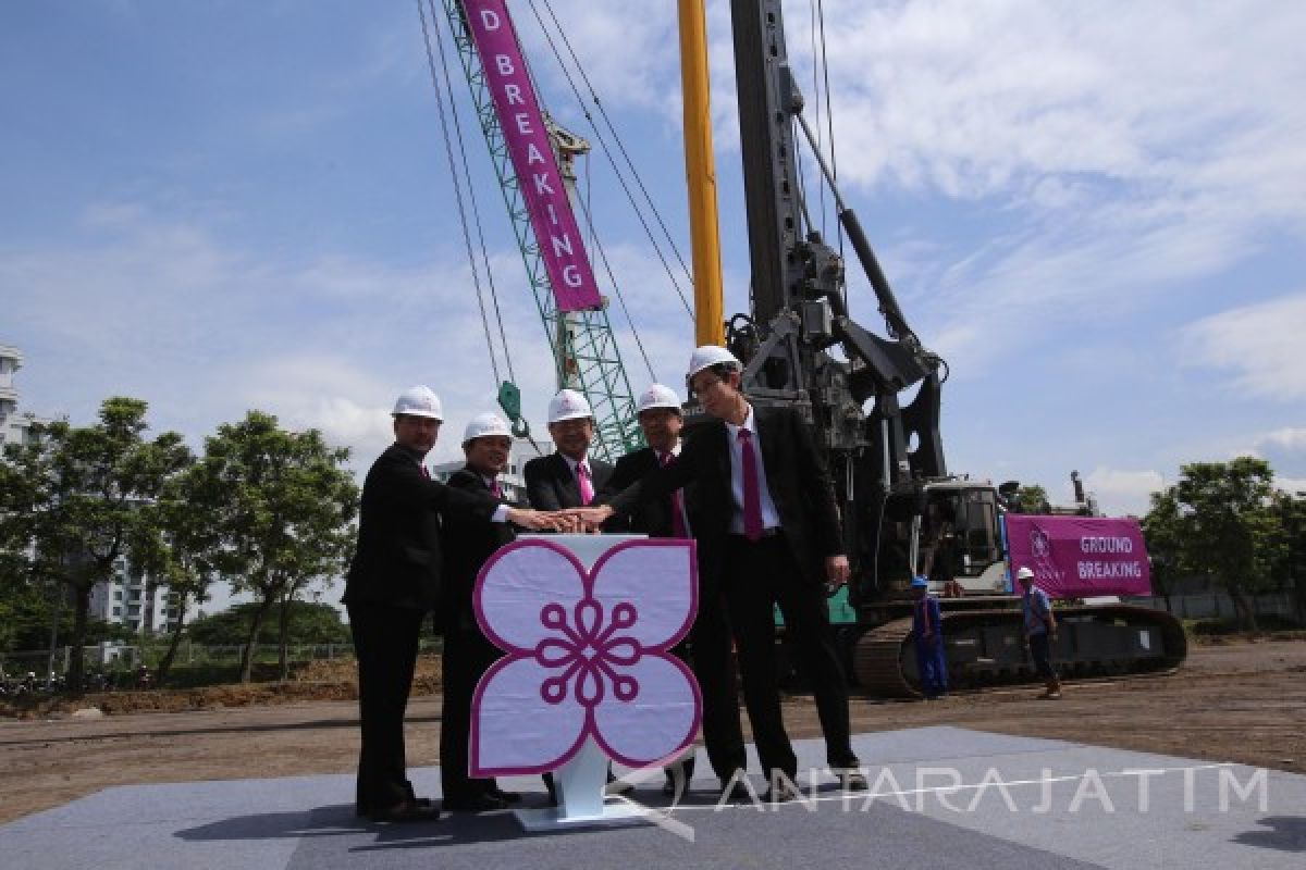 Pembangunan Kontruksi The Rosebay - ANTARA News Jawa Timur