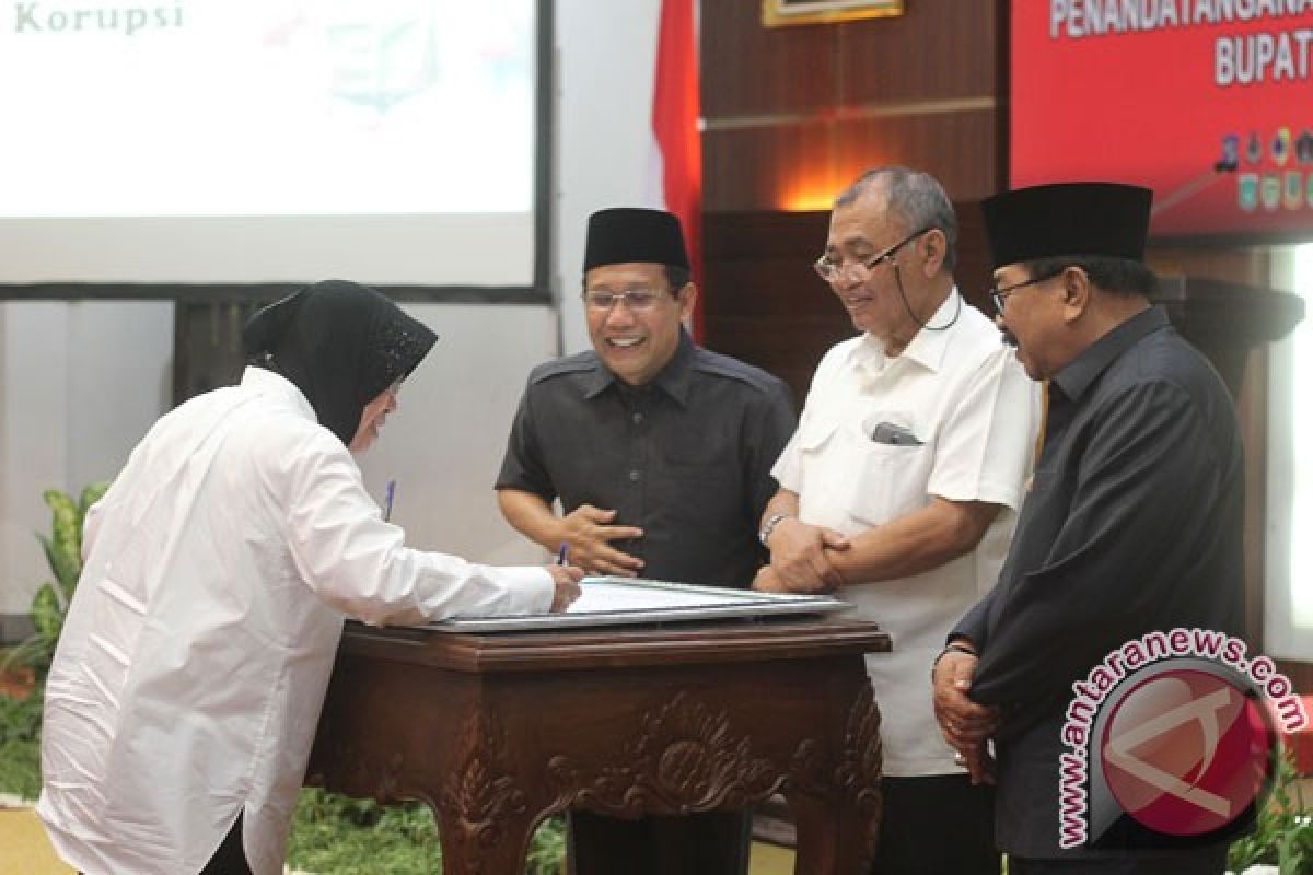 Komitmen Pengendalian Gratifikasi - ANTARA News Komitmen Pengendalian Gratifikasi - ANTARA News