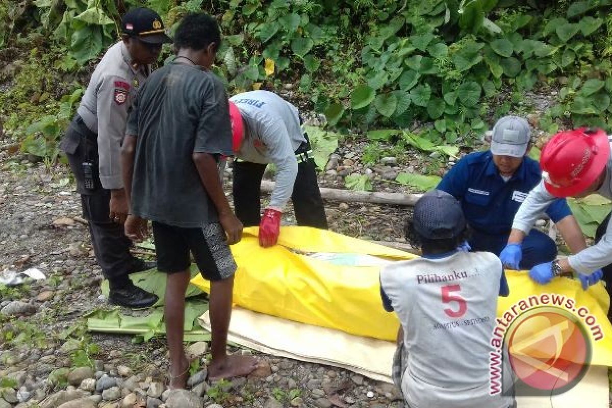 Pendulang temukan jenazah korban banjir bandang Tembagapura - ANTARA News Papua