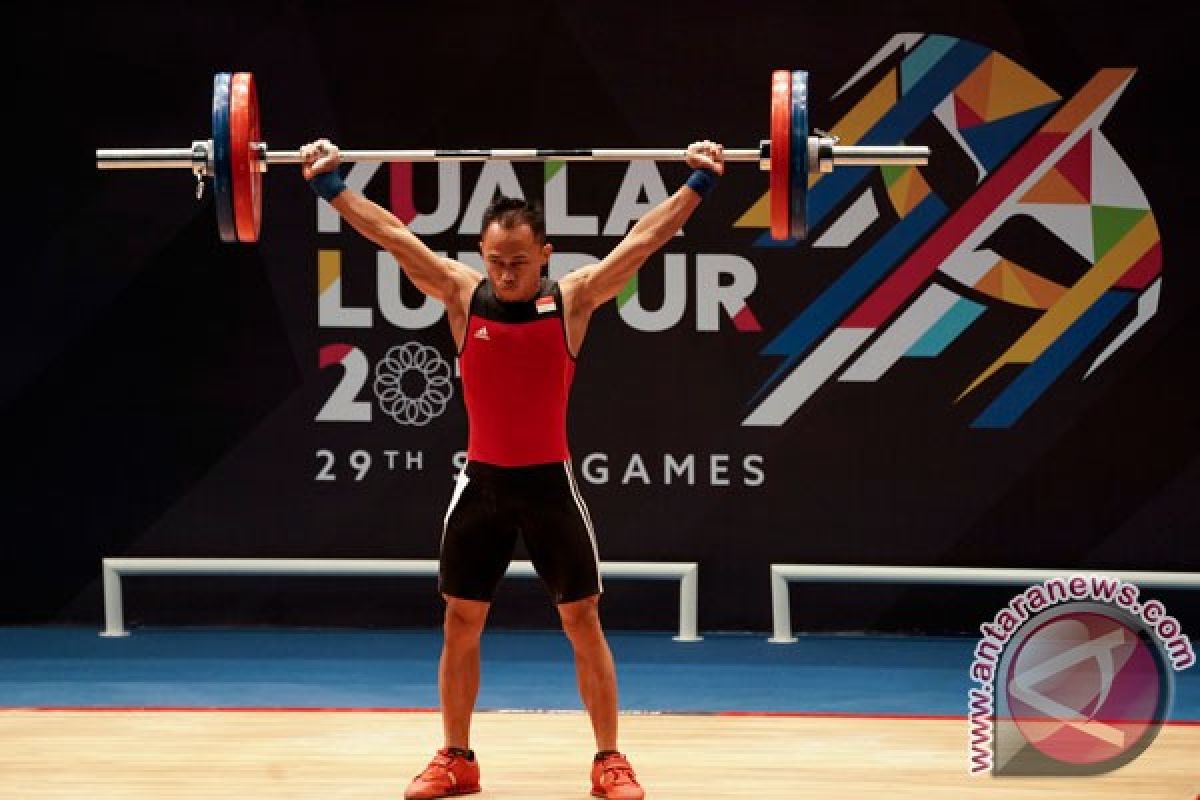 Perak Angkat Besi 56 Kg - ANTARA News
