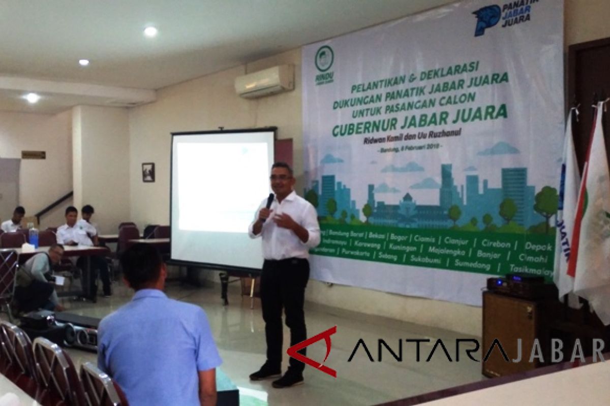 Panatik Jabar Juara dukung Ridwan Kamil-Uu Ruzhanul - ANTARA News Jawa ...