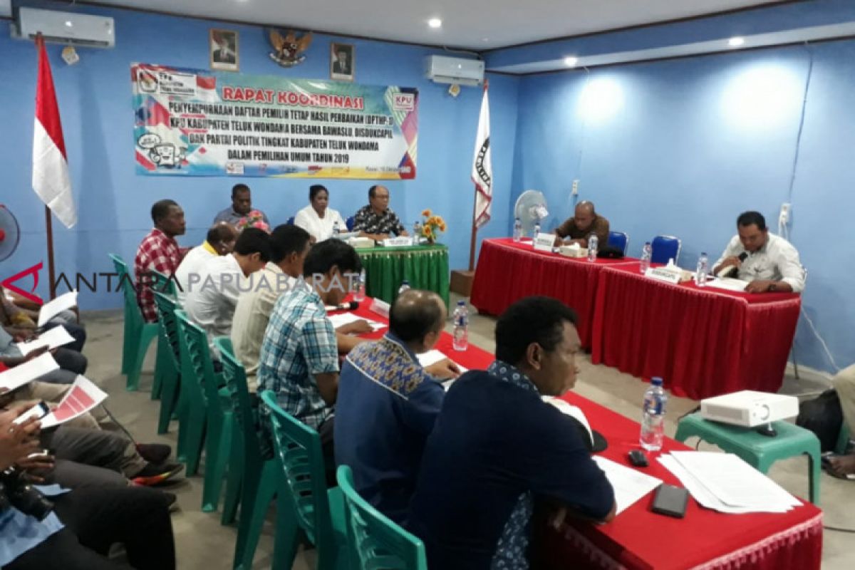 KPU Wondama tuntaskan data pemilih ganda - ANTARA News Papua Tengah