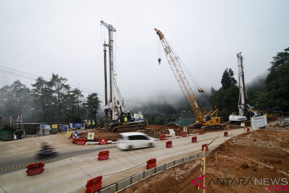 Penanganan Longsor di Puncak - ANTARA News