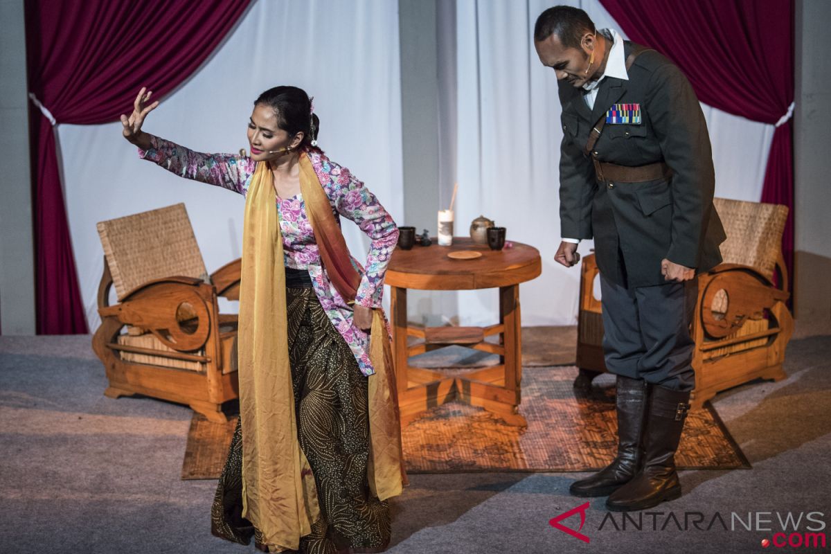 Ronggeng Kulawu - ANTARA News