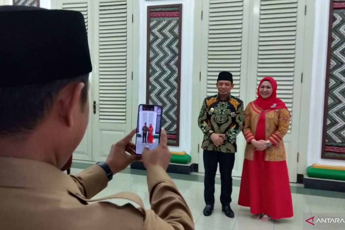 Promosi gencar, penjualan batik tulis Pamekasan meningkat - ANTARA News ...