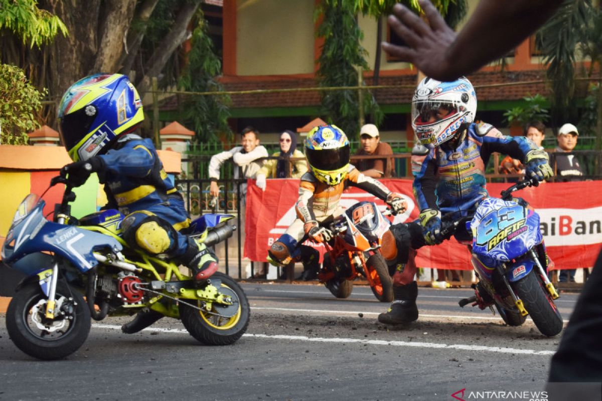 Balap motor anak - ANTARA News