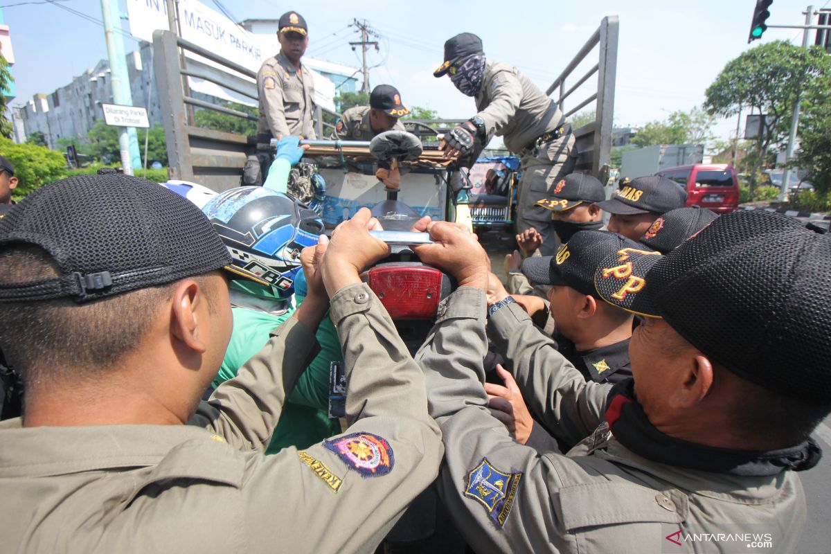 Penertiban becak bermotor - ANTARA News