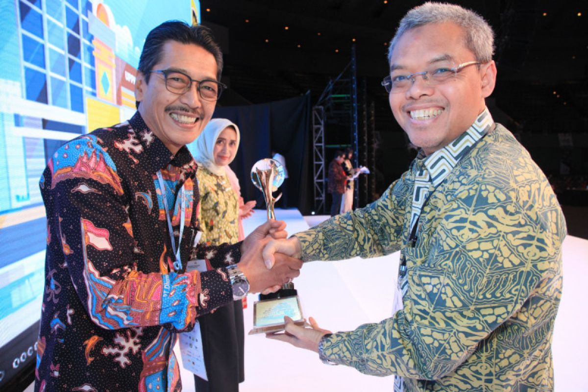 Kemenhub beri penghargaan kepada perusahaan angkutan penyeberangan ...