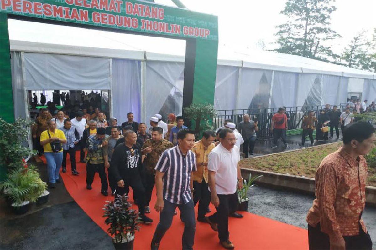 Koyem hadiri peresmian kantor baru Jhonlin Grup - ANTARA News ...