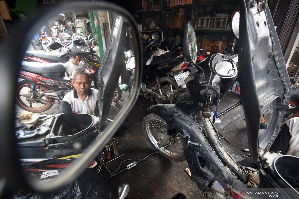 Layanan perbaikan mobil dan motor yang terendam banjir - ANTARA News