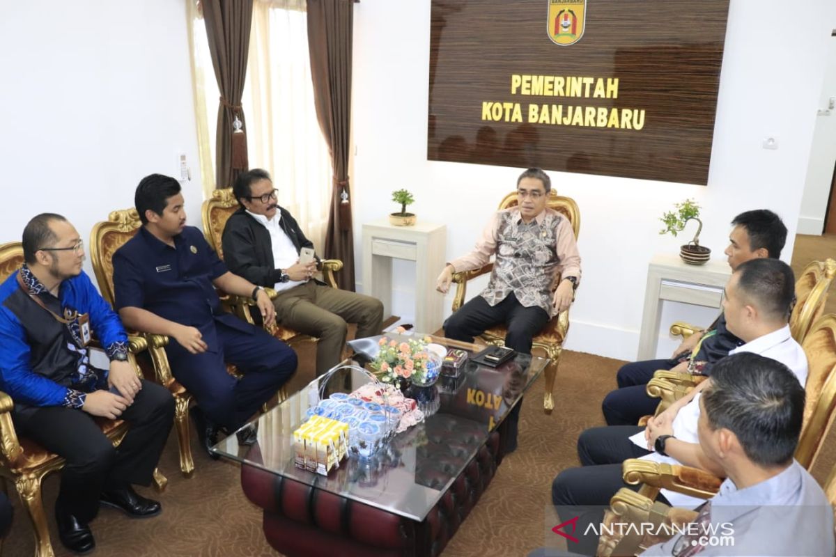 Wawali sosialisasi dan edukasi program KPR Sejahtera FLPP - ANTARA News ...