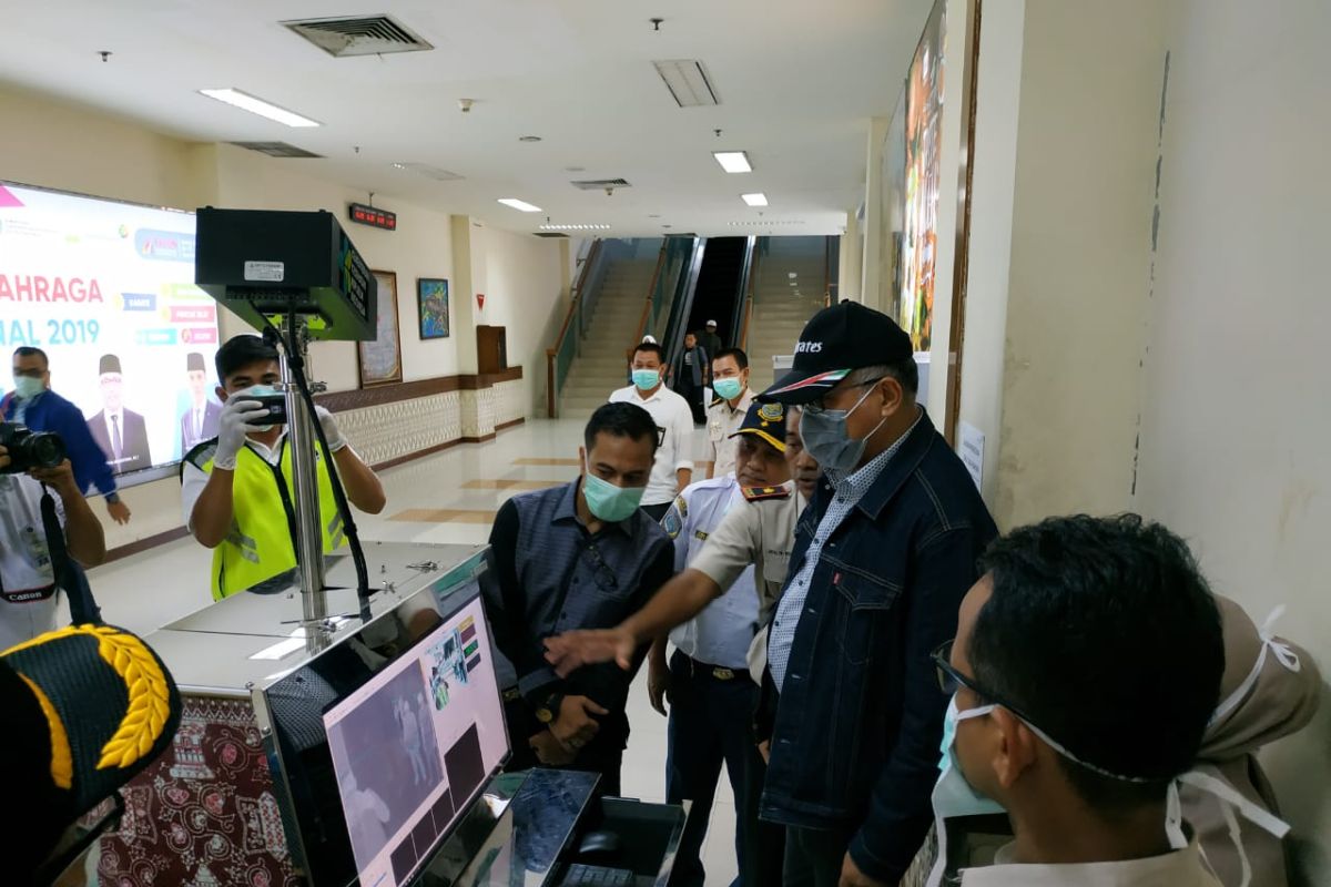 Bandara SIM pasang thermal scanner di terminal kedatangan domestik ...