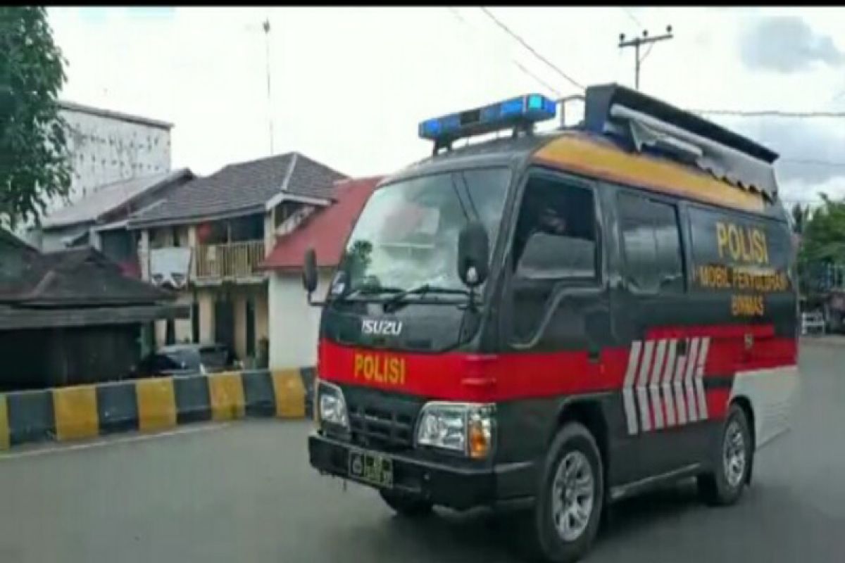 Polisi imbau warga pakai masker yang benar - ANTARA News Kalimantan Selatan Polisi imbau warga pakai masker yang benar - ANTARA News Kalimantan Selatan