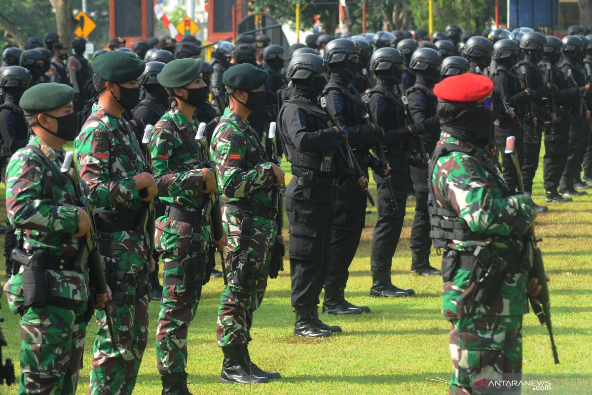Sinergi TNI dan Polri menjaga NKRI - ANTARA News