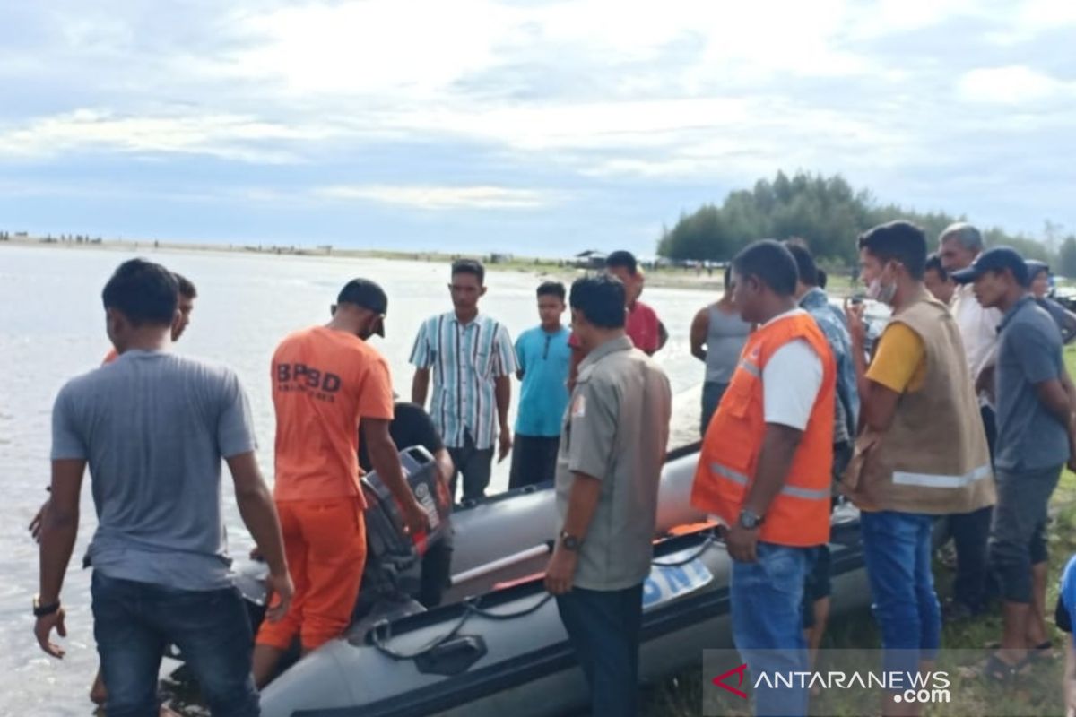 Seorang bocah di Nagan Raya tenggelam di sungai, dua korban selamat ... Seorang bocah di Nagan Raya tenggelam di sungai, dua korban selamat ...