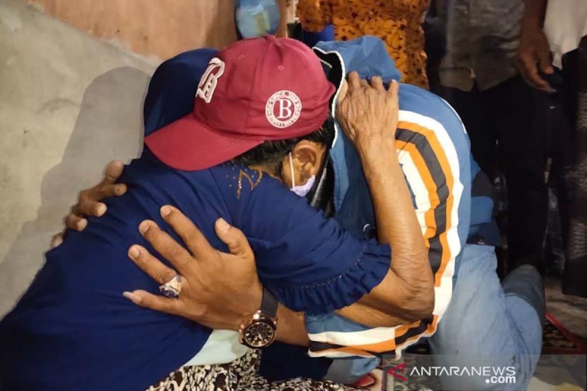 Isak tangis sambut kepulangan mantan GAM setelah hilang 20 tahun - ANTARA News Aceh