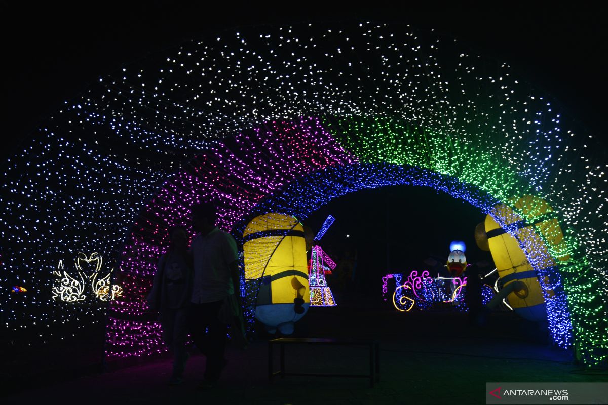 Festival lampu di Makassar - ANTARA News